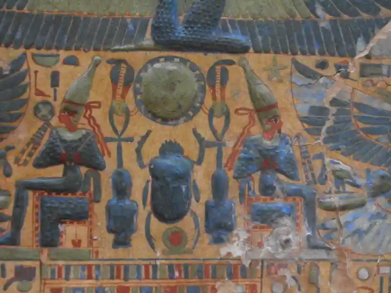 Coffin of the God's Father of Amun Bakenmut, solar disc